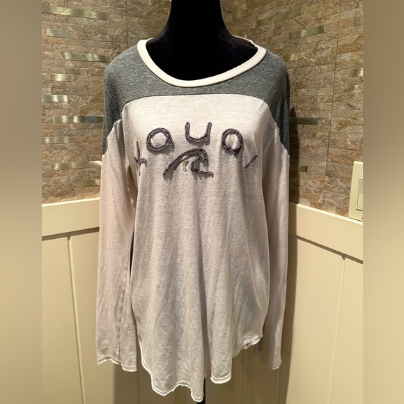 Blue 84 | Tops | Blue 84 Kauai Hawaii Gray White Long Sleeve Tee Shirt ...